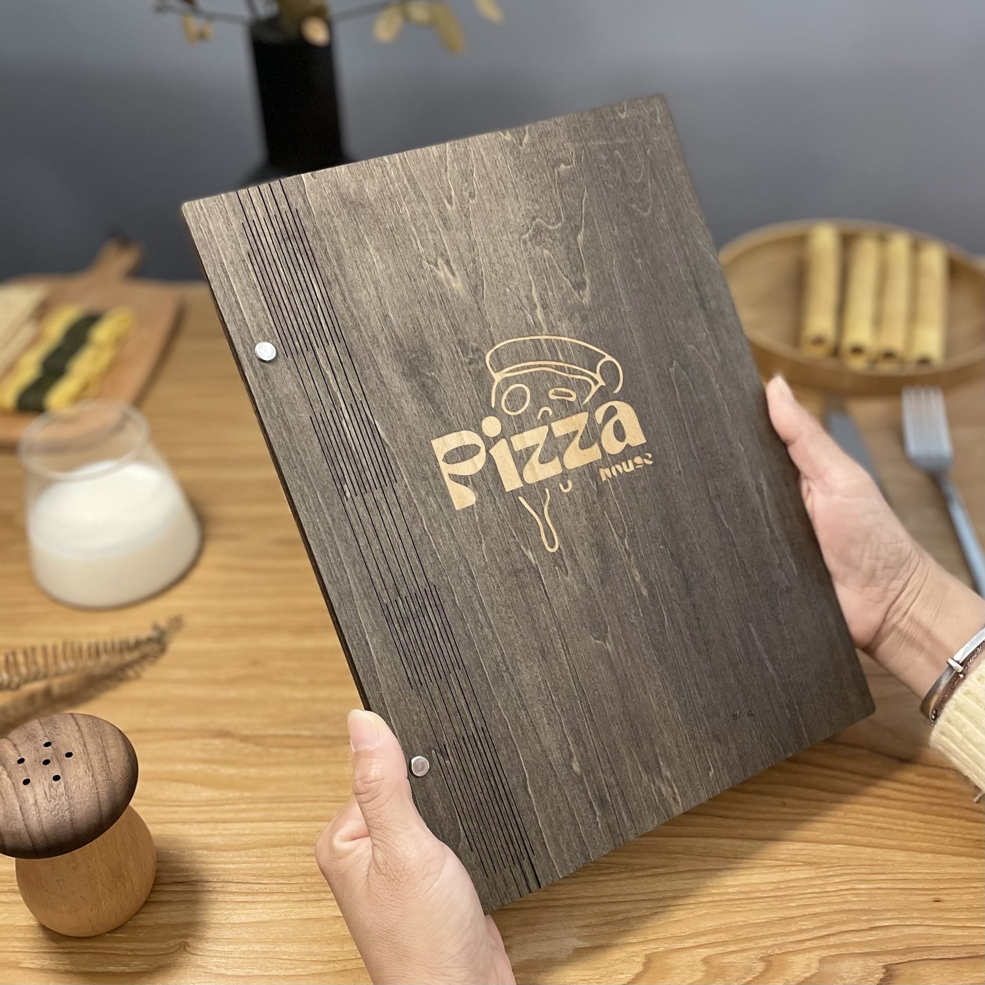 Wooden Menu For Restaurants | Eco-Friendly Menu Distributor